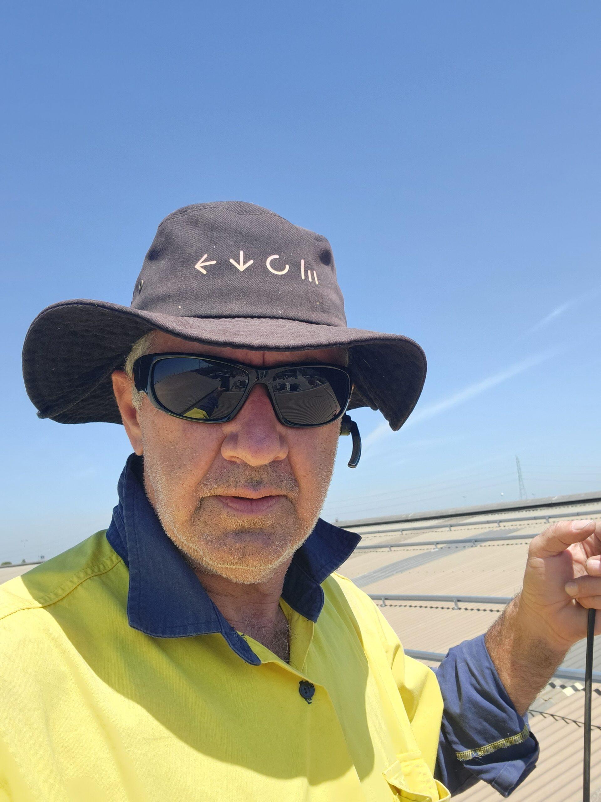 Cox Steel Coating 29 7Kw Three Phase Grid Connected Solar System AC